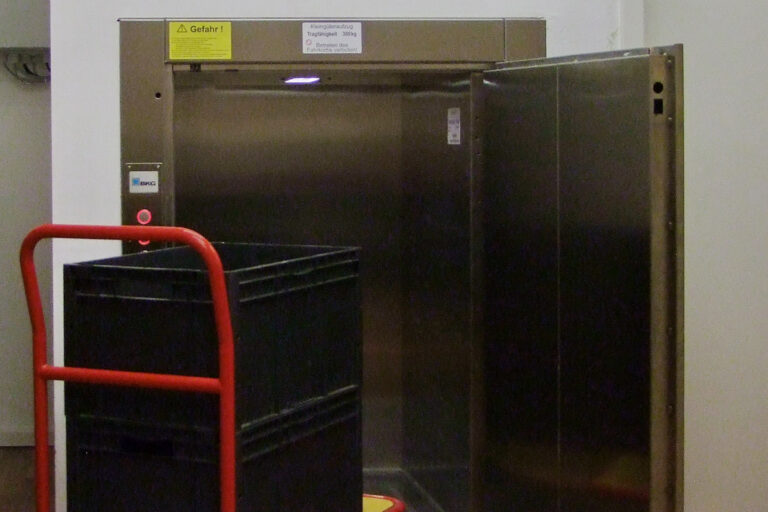 Service and Goods Lifts - Shorts Lifts