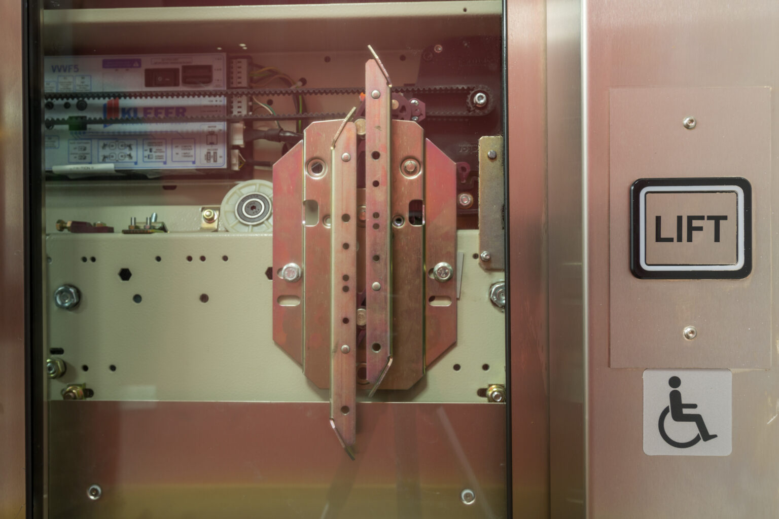 Shorts Lifts | Solutions for the Lift Industry